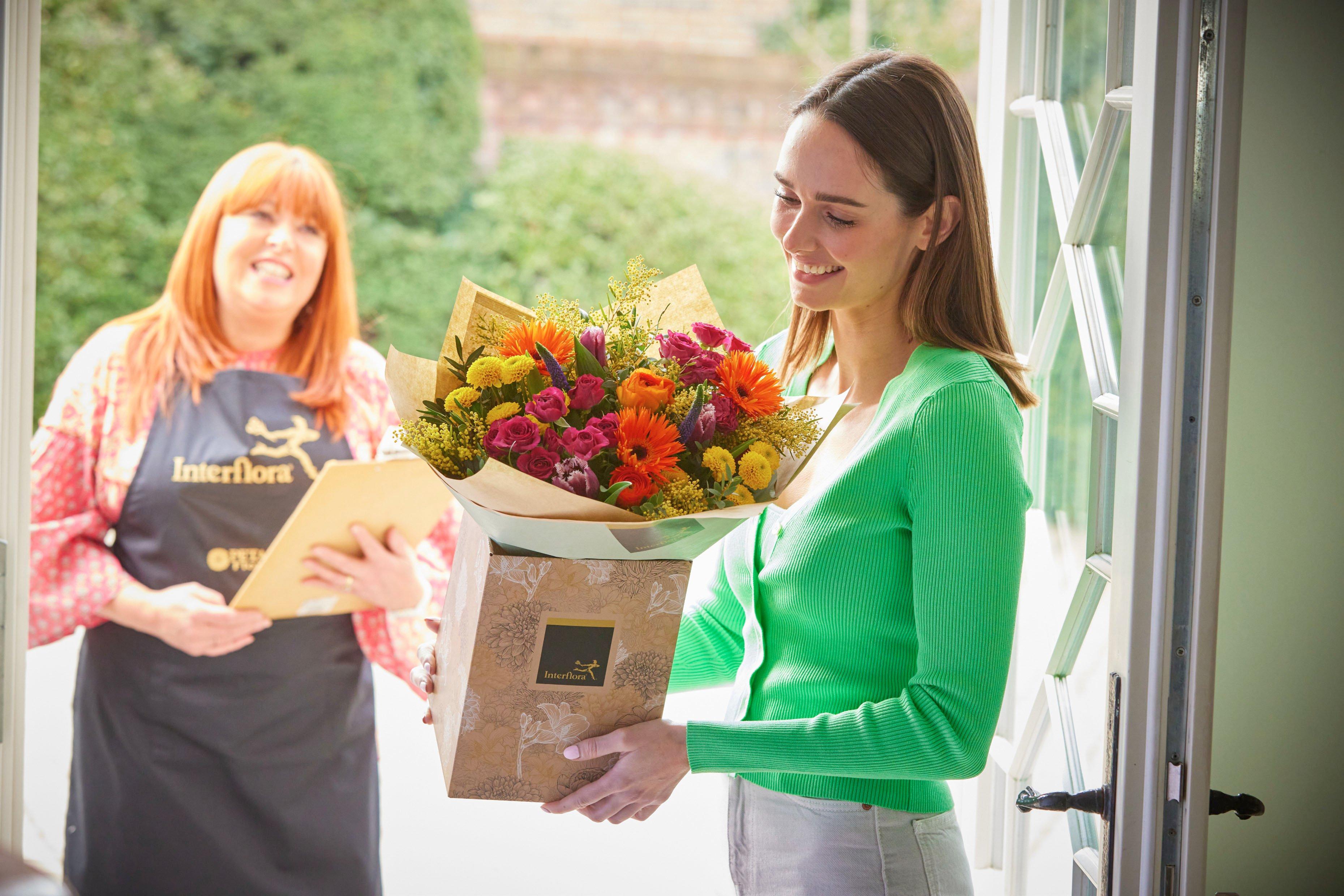 Flower Delivery | Send Flowers Online With Interflora